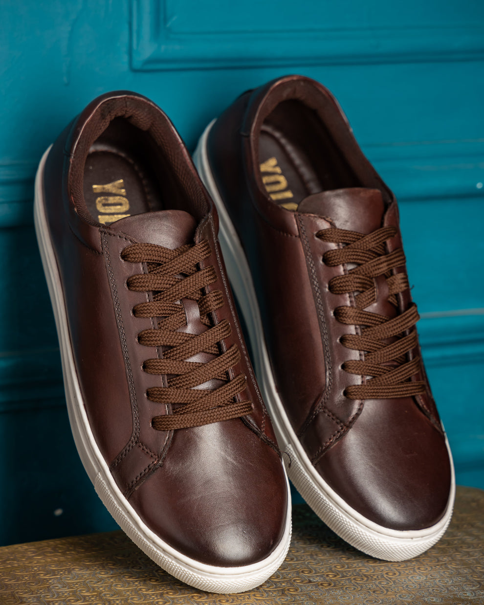 Essential Brown – YOLO